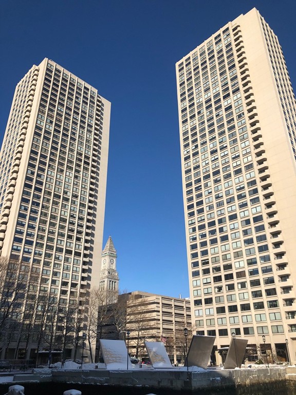 Luxury Boston - Harbor Towers - Boston Waterfront Condos Boston Condos