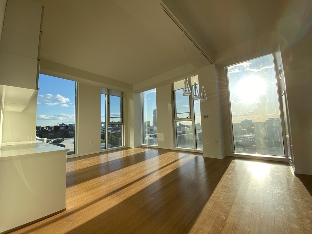 Luxury Boston - North Point - Cambridge Lofts Boston Condos