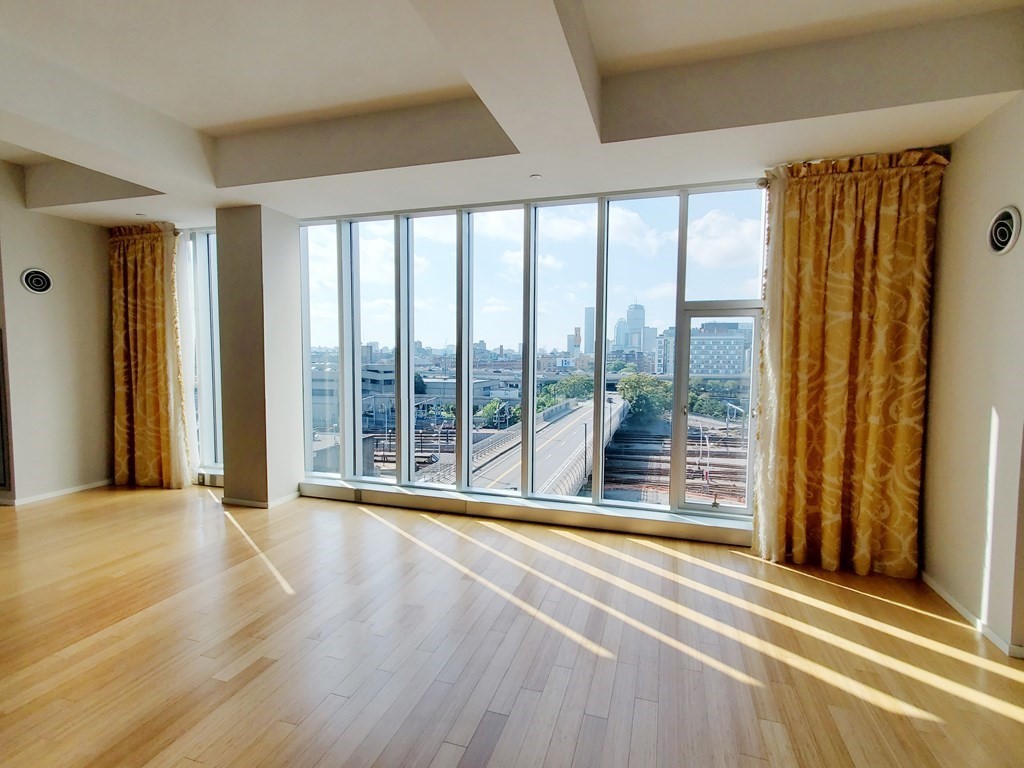 Luxury Boston - Macallen Building - Condos and Apartments Boston Condos