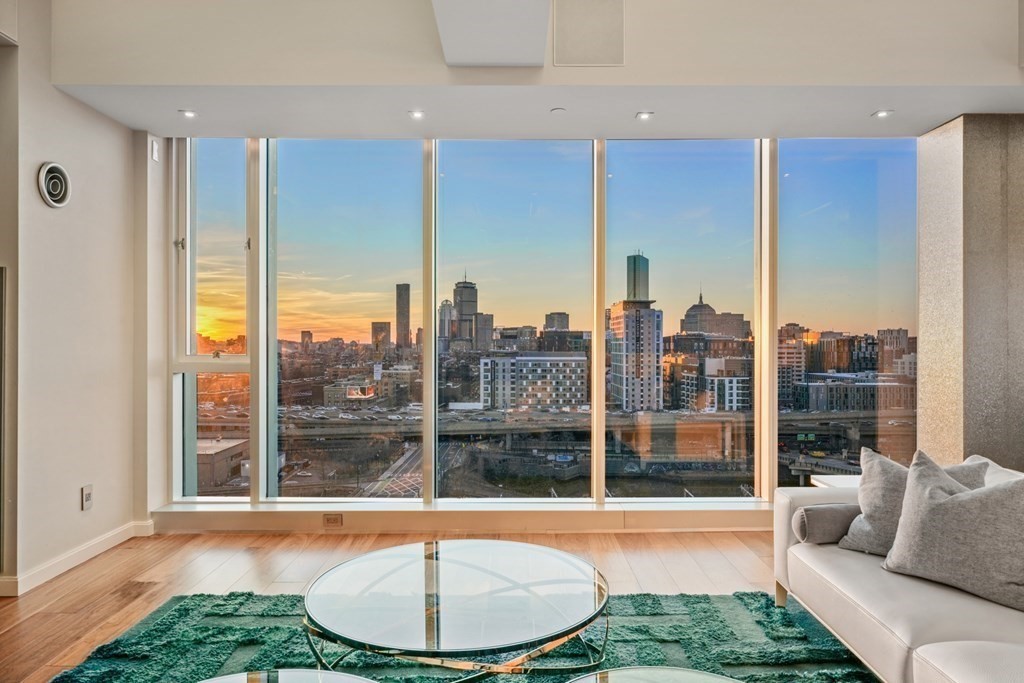 Luxury Boston - Macallen Building - Condos and Apartments Boston Condos