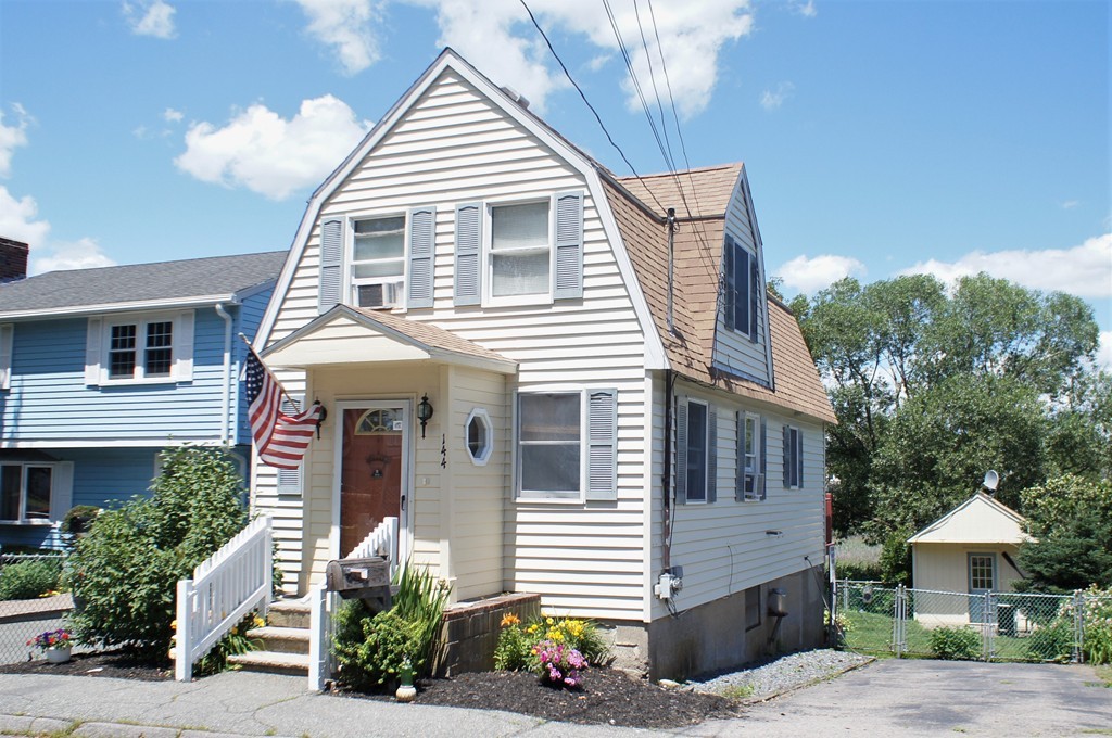 144 Spring St, Quincy, MA 02169