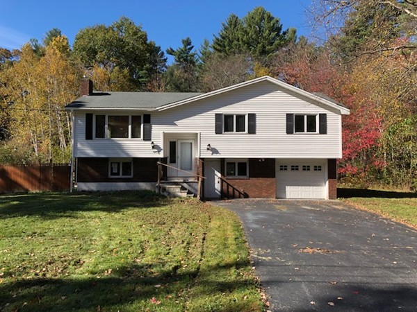 18 Sawmill Road, Pelham, NH 03076