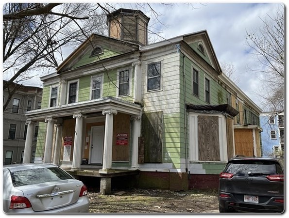Jamaica Plain 4 Bed 3 Bath Multi-Family Home for Sale - Sold for $1,025,000