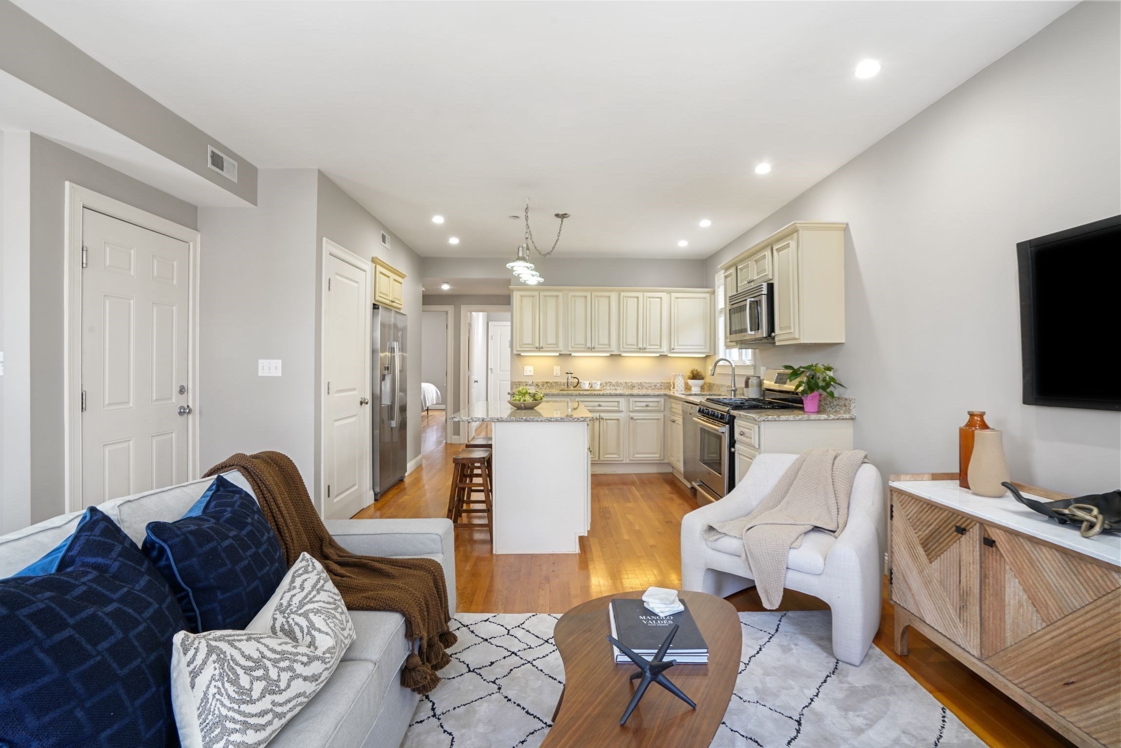 Cambridge 2 Bed 2 Bath Condo for Sale - $819,000