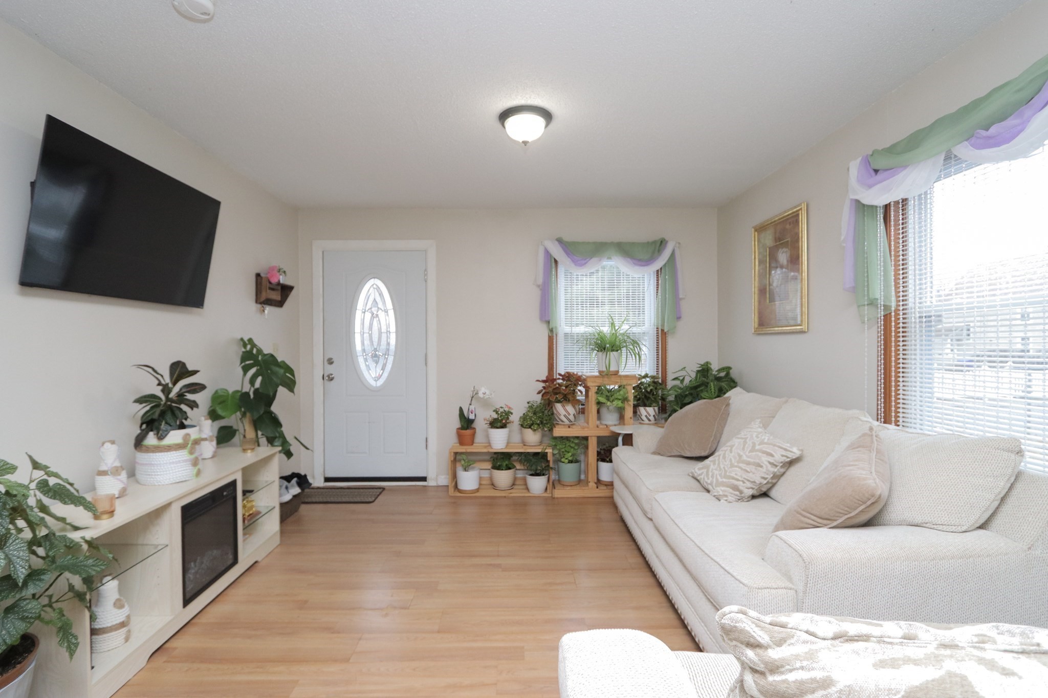 Springfield 5 Bed 3 Bath Multi-Family Home for Sale - $449,900