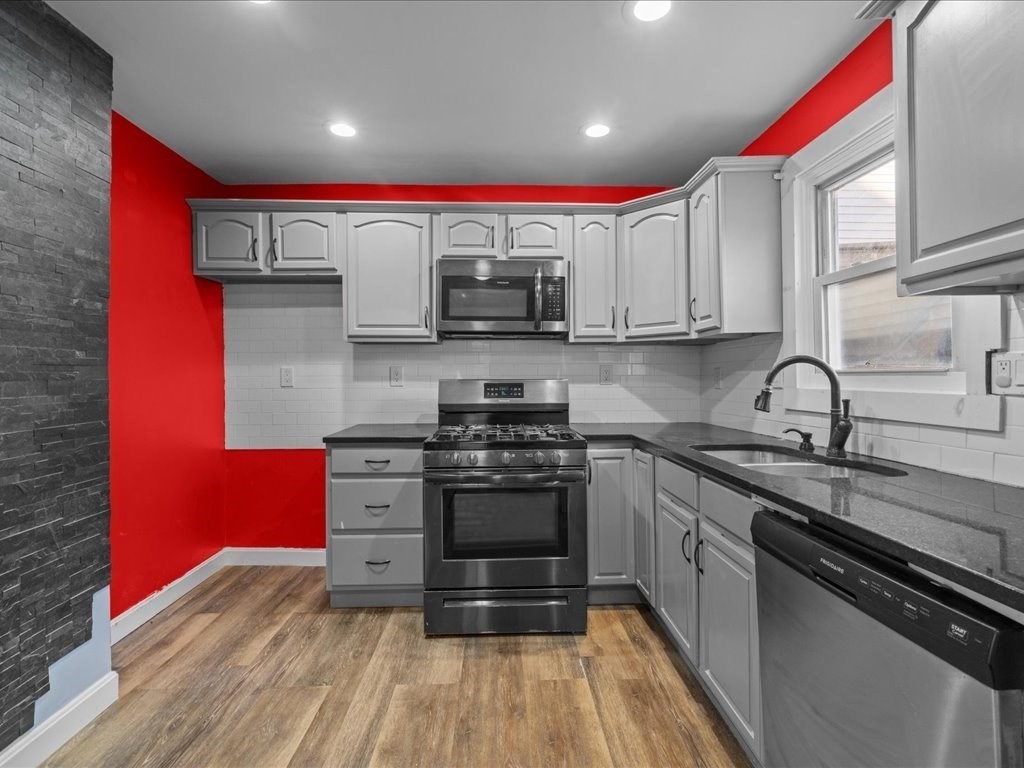 Fall River 5 Bed 2 Bath Multi-Family Home for Sale - $499,000