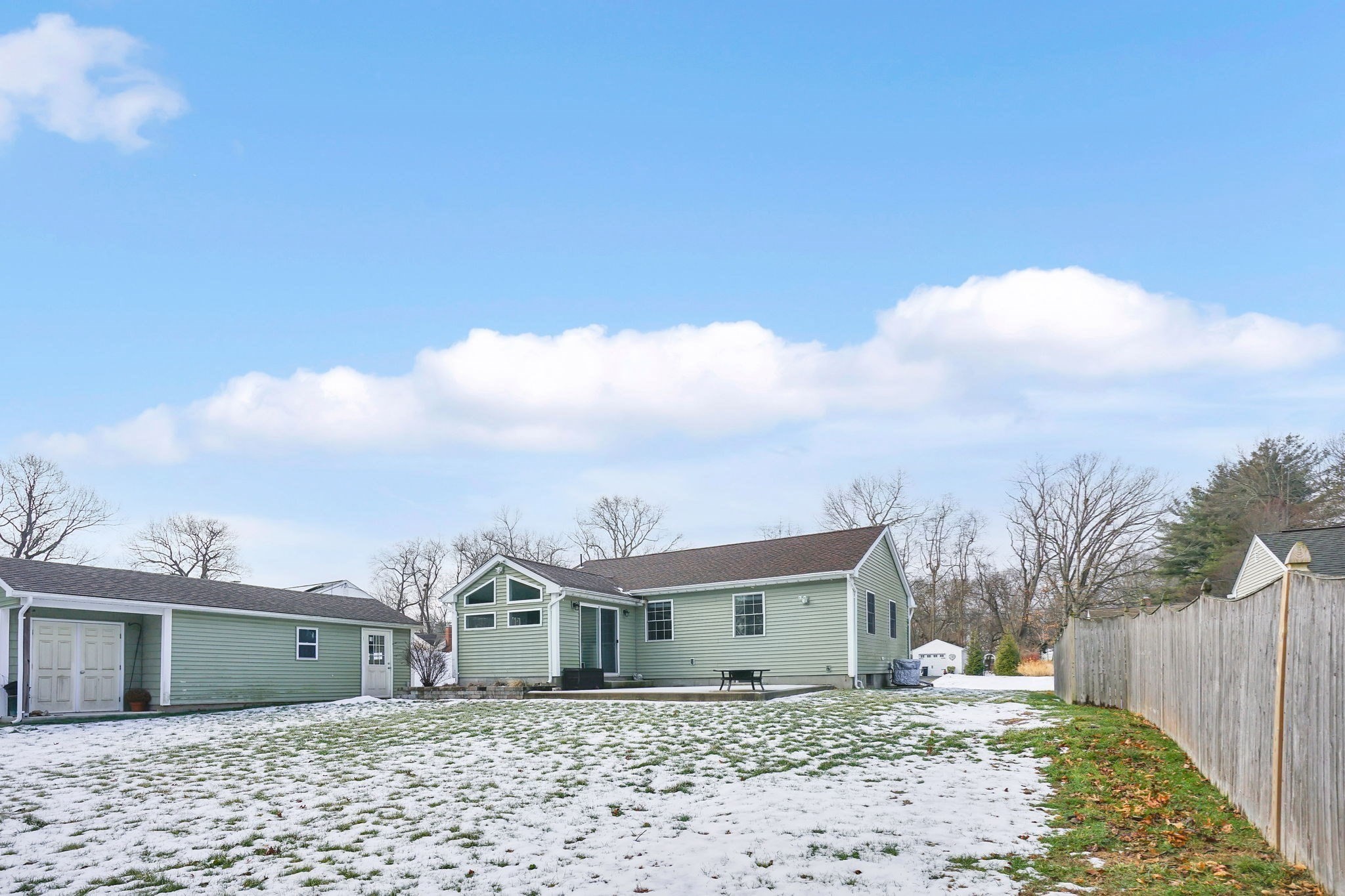 East Longmeadow 3 Bed 1 Bath Home for Sale - $350,000