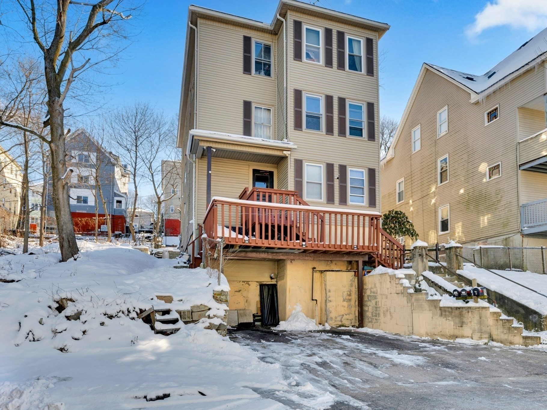 Worcester 6 Bed 4 Bath Multi-Family Home for Sale - $599,999