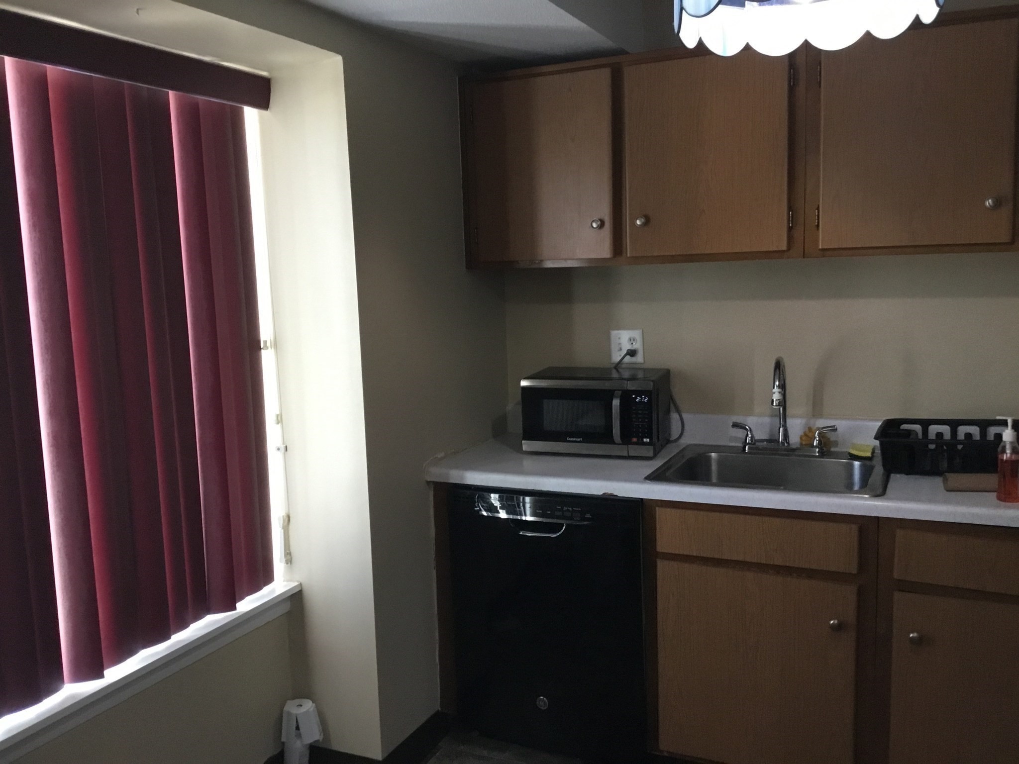 Springfield 2 Bed 1 Bath Condo for Sale - $199,999